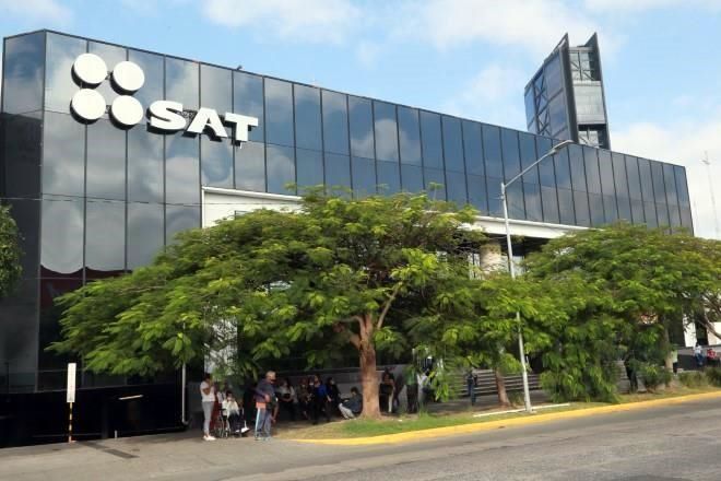 Si le debes al SAT puedes pagar en abonos, ¿es recomendable? - Radio Medios
