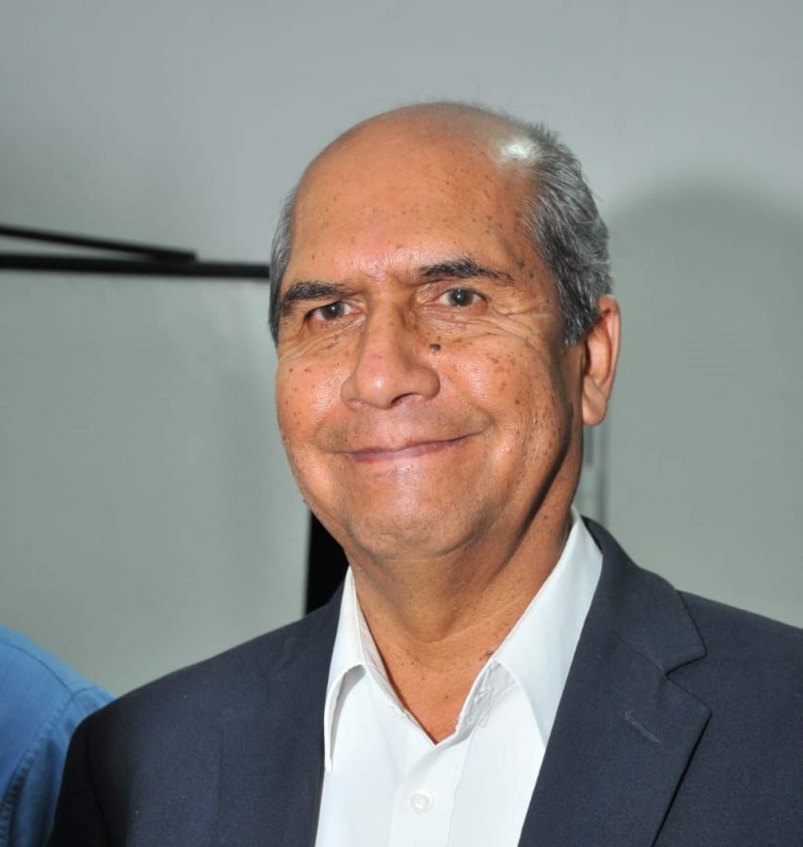 ES IMPERANTE LA NECESIDAD DE CONTAR CON TRABAJADORES TECNOLÓGICAMENTE ...